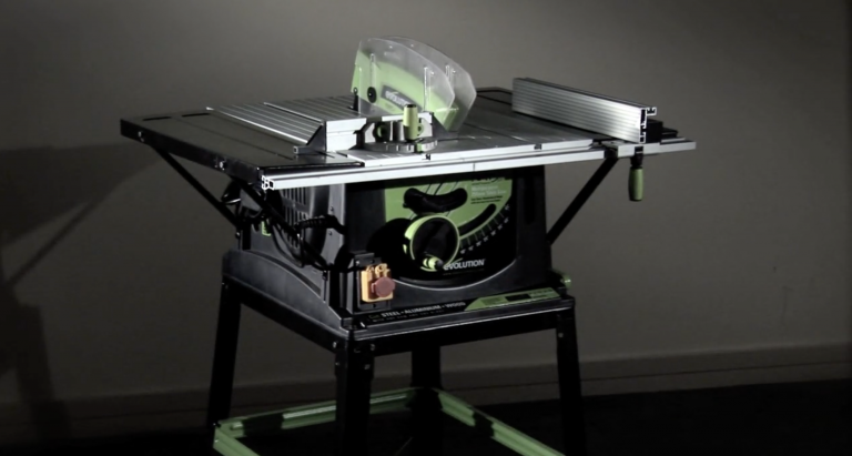 Scie sur table Evolution Fury 5-S : que vaut-elle ? - Guide outillage